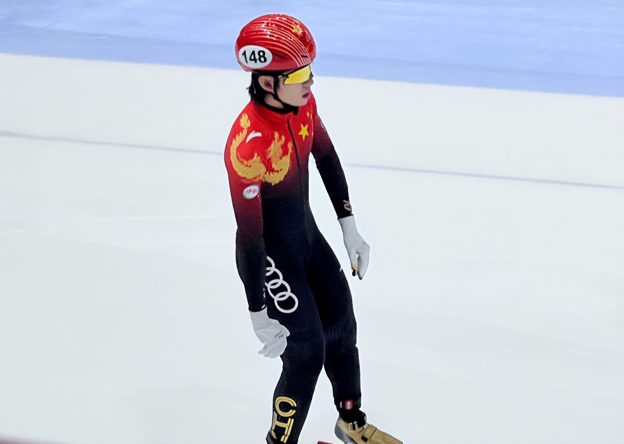 Three wins!Lin Xiaoxun successfully dominated the hot search list on ...