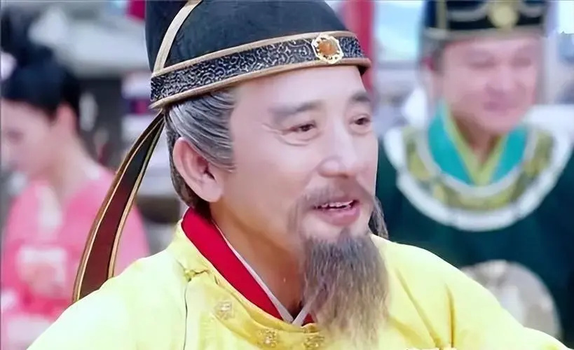 Loyalty and wisdom incarnate Li Mi, the prime minister in white, lied ...