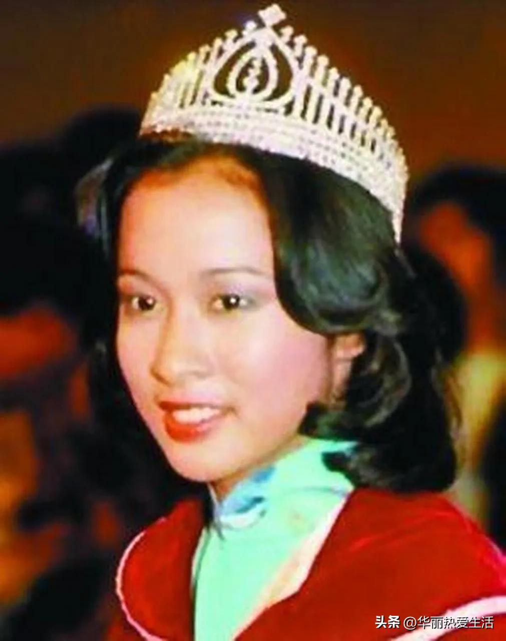 63-year-old Zhu Lingling's temperament has not diminished back then - iNEWS