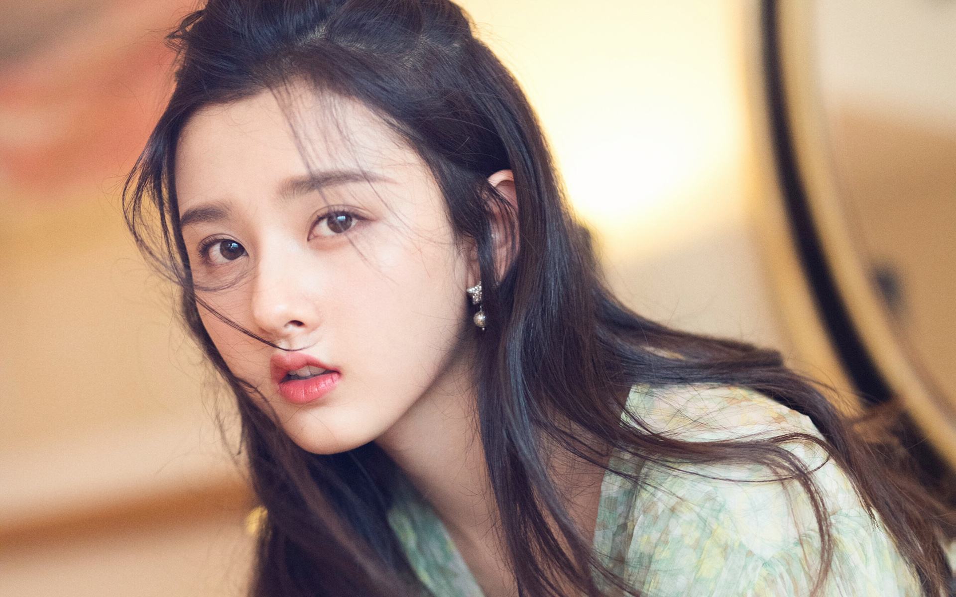 Entertainment Comments: Li Xian, Song Zuer, Gao Weiguang, Huang Minghao ...