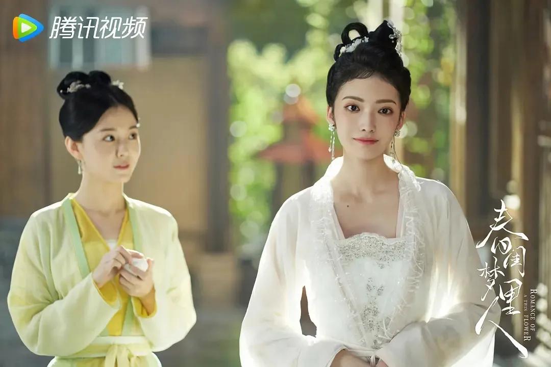 The "Wen Wan" black lotus in "The Man in the Dream of the Girlfriend" is actually "Zhang Hao Hao ...