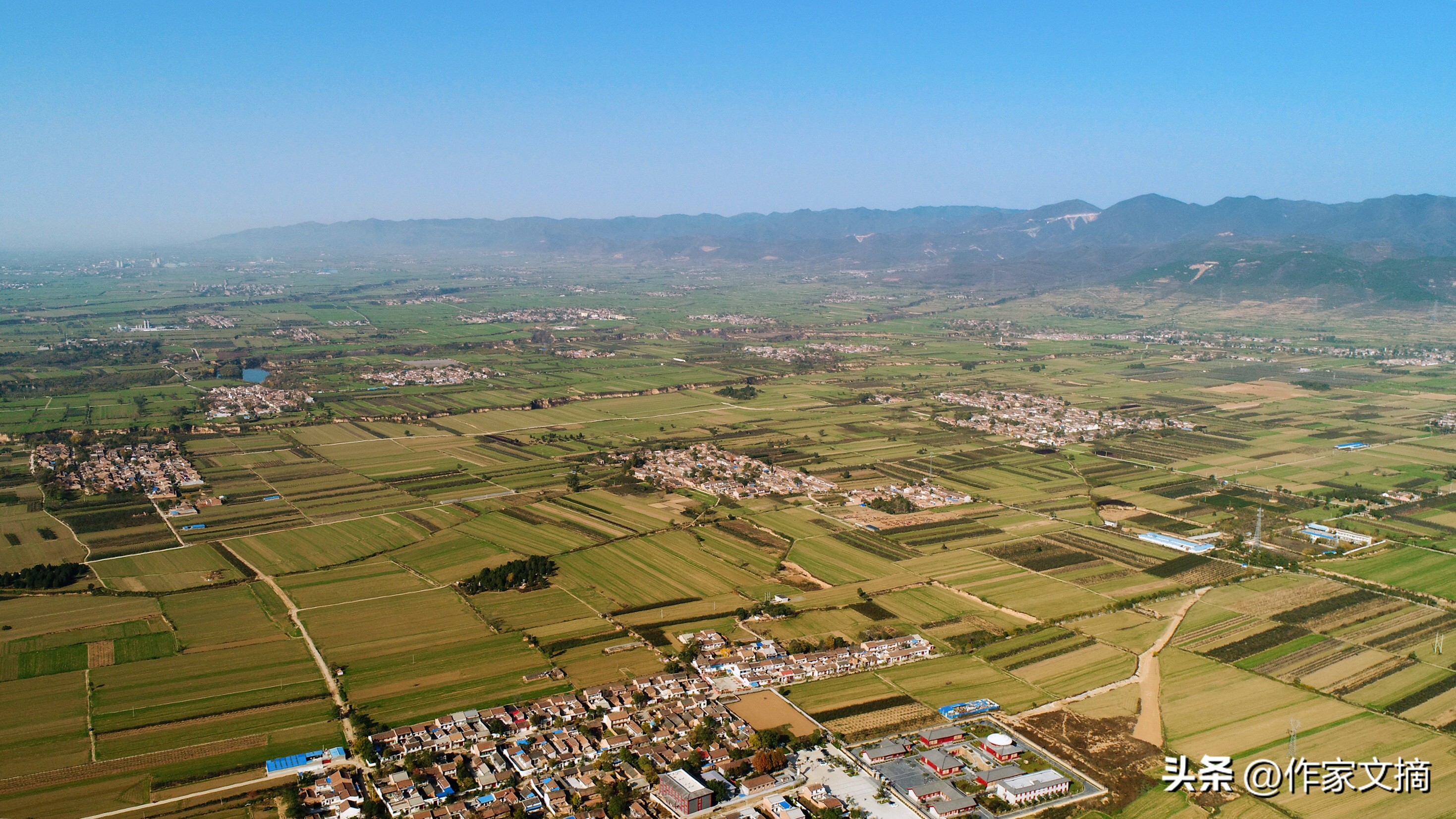 Zhou Yuan's Lyrical Sanqu - iNEWS
