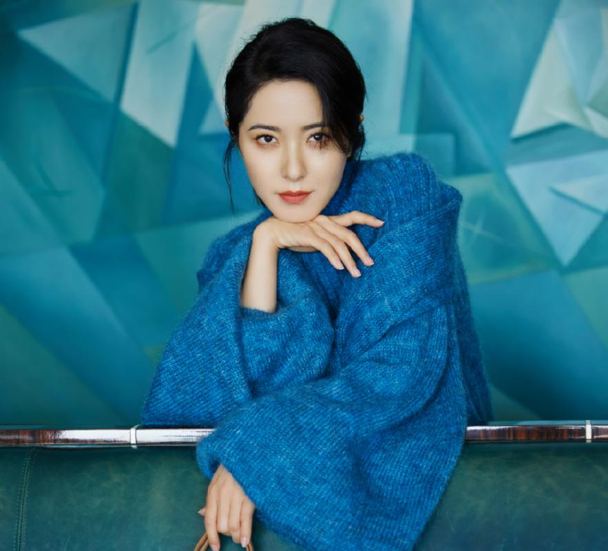 Zeng Li has a stable career and turned her life into a poem. At the age ...