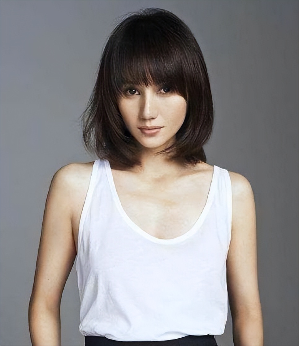 Wu Yue won the award, what's the matter with Yuan Quan? Fans say that Wu Yue is more beautiful ...