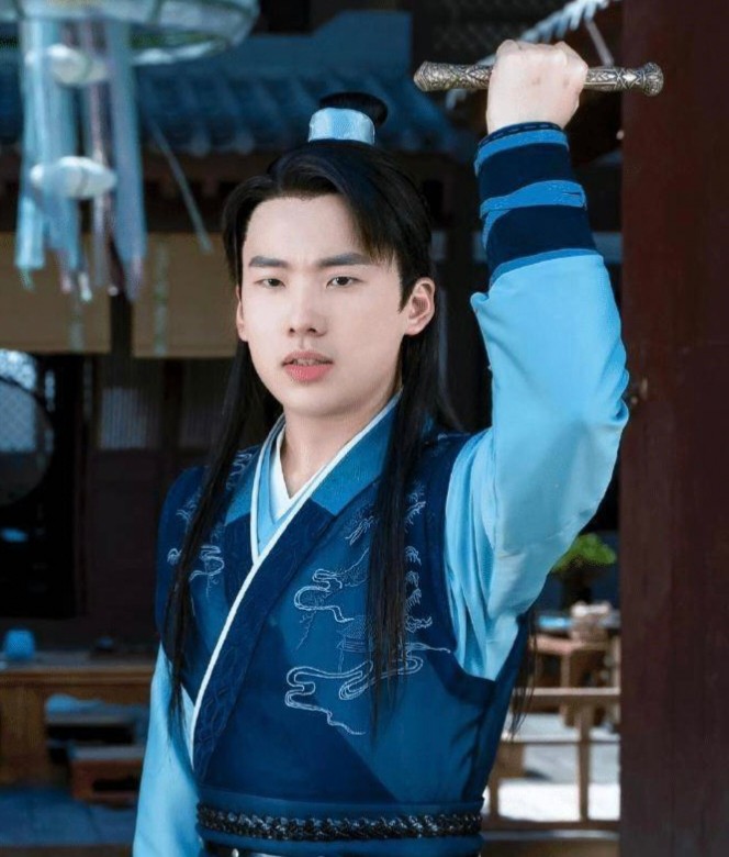 The second-generation star who is a walk-on, was highly praised by Ren ...