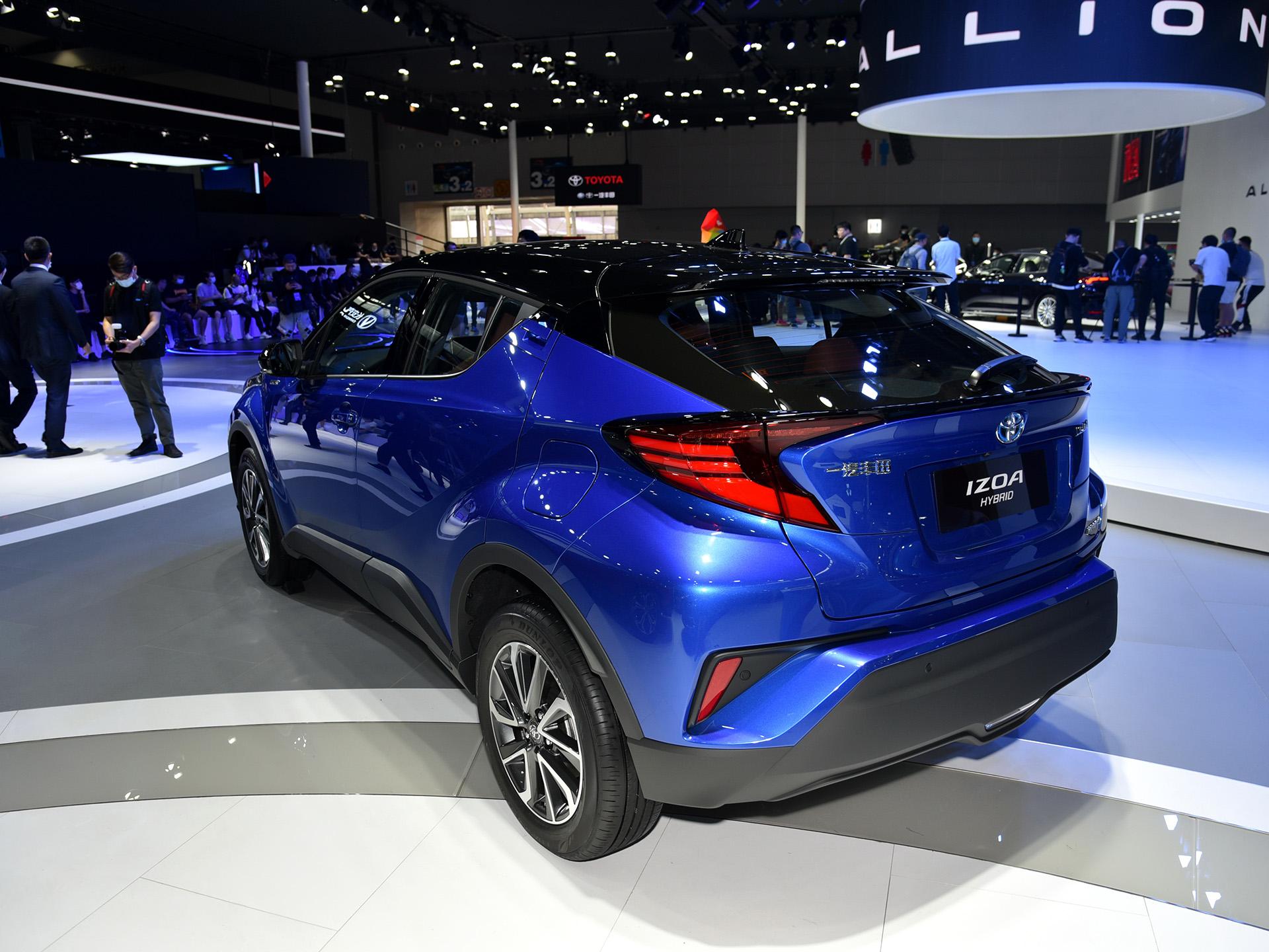 新的動力系統，油耗降至4.5L，日系SUV質量好，實拍豐田奕澤IZOA - 資訊咖