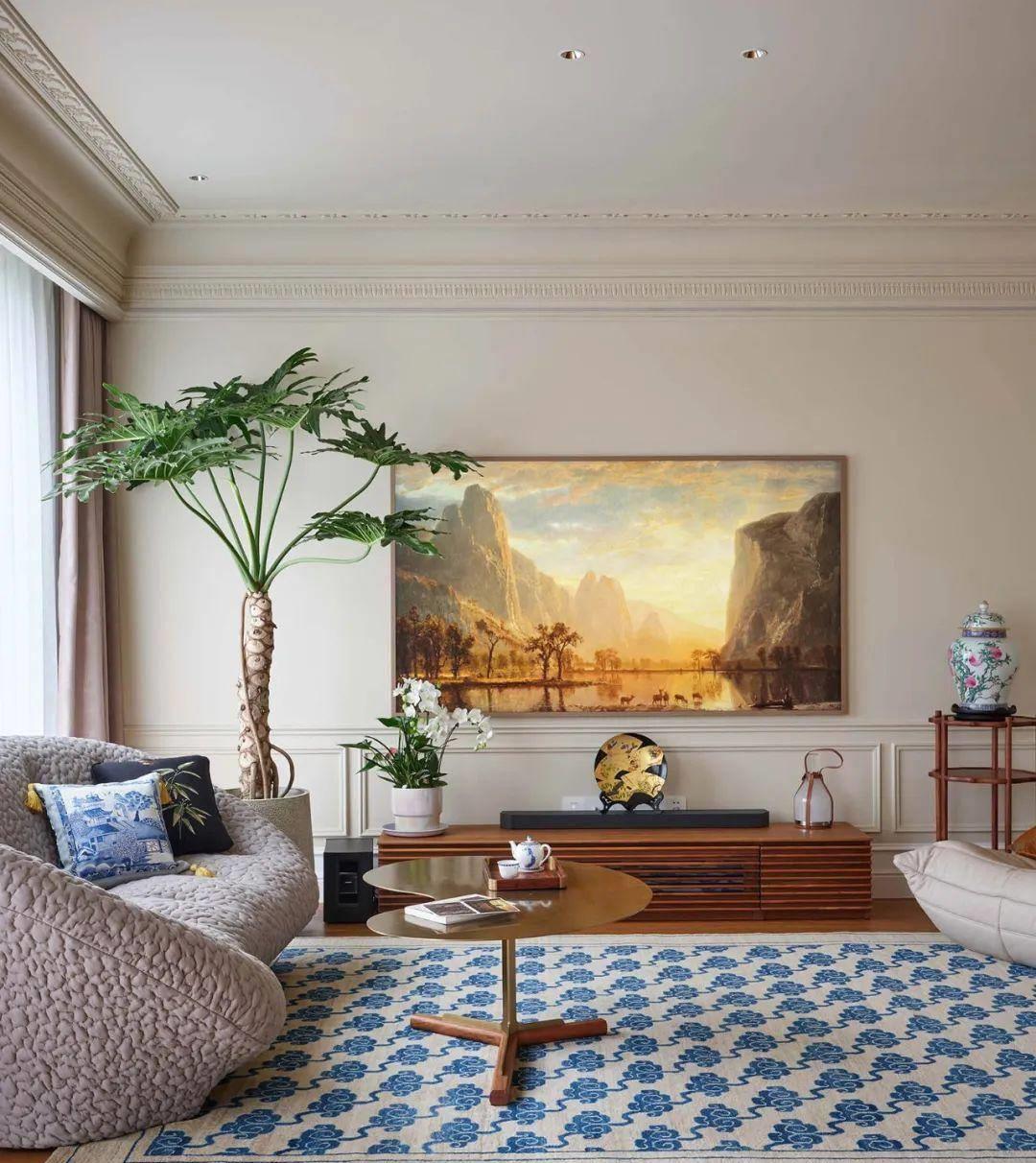 A 280-square-meter high-quality house with a mix of Chinese and French ...