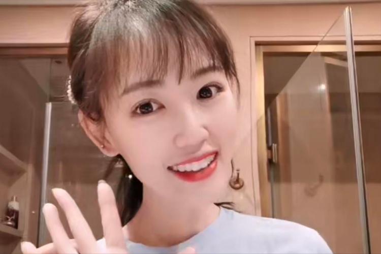 "The Laughingstock of the World" Ma Rong's History of Degeneration - iNEWS