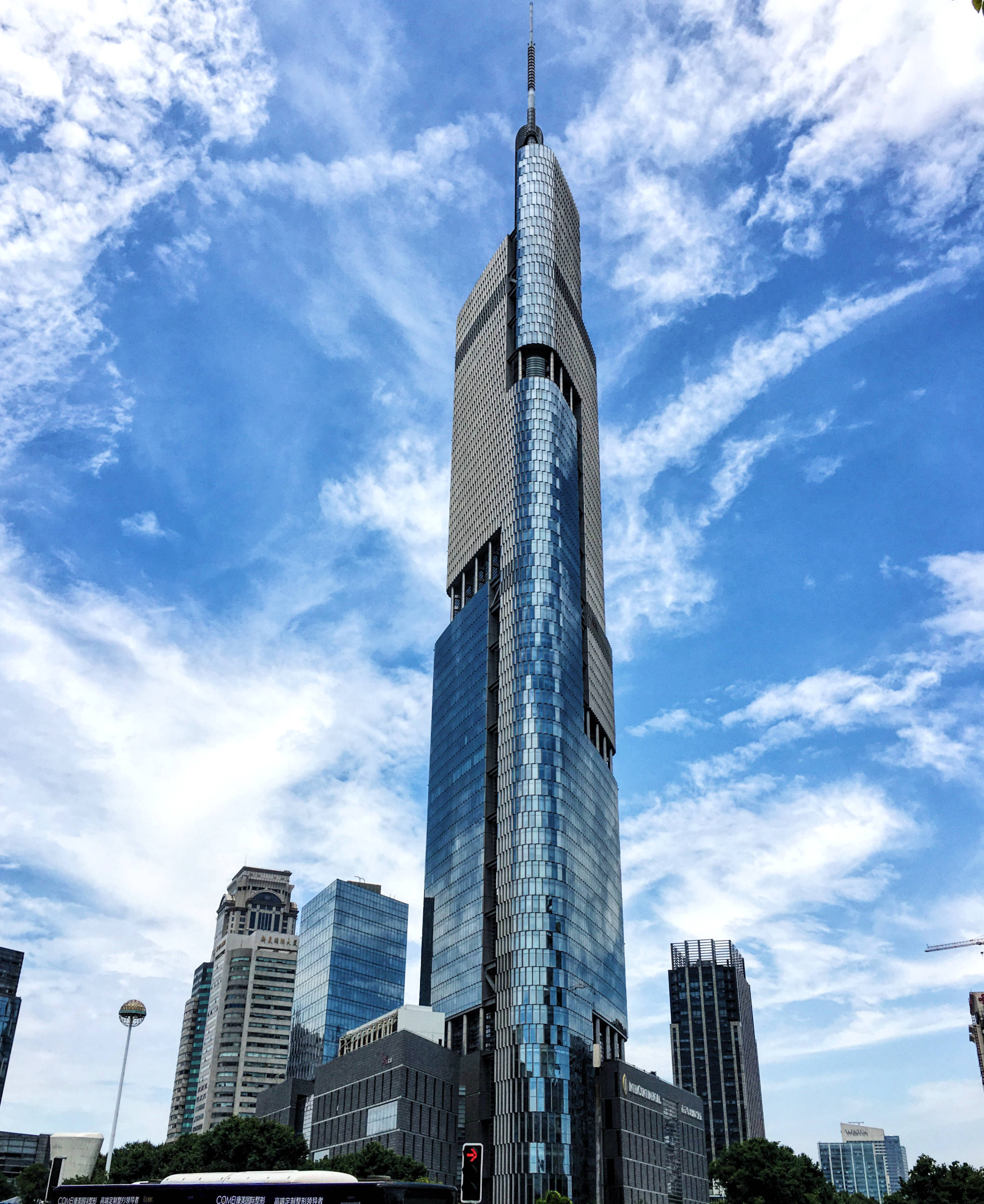 The top of Jinling——Nanjing Zifeng Building, the first skyscraper fully ...