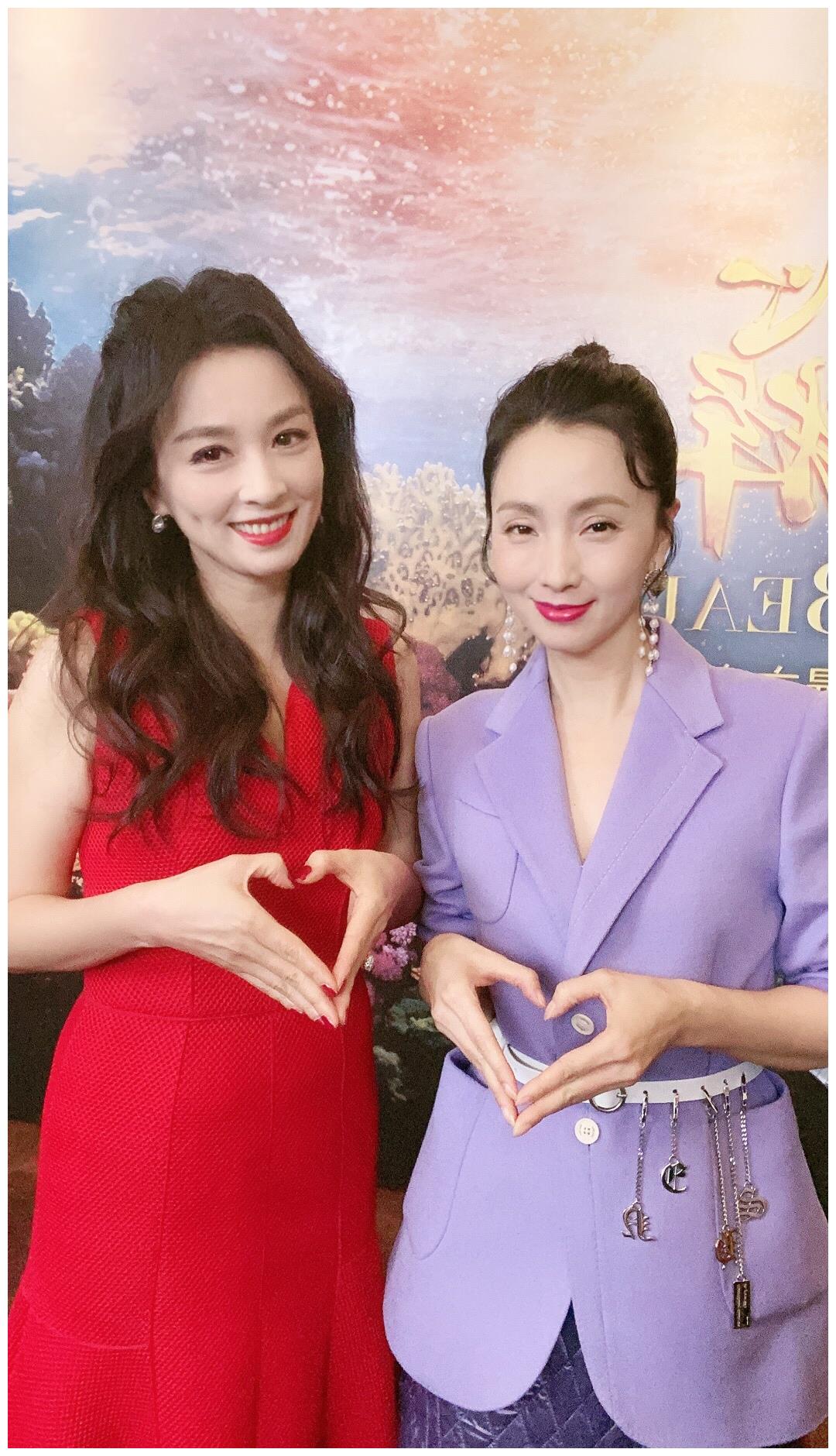 Tao Hong makes a rare appearance! Take my daughter to watch the TFBOYS ...