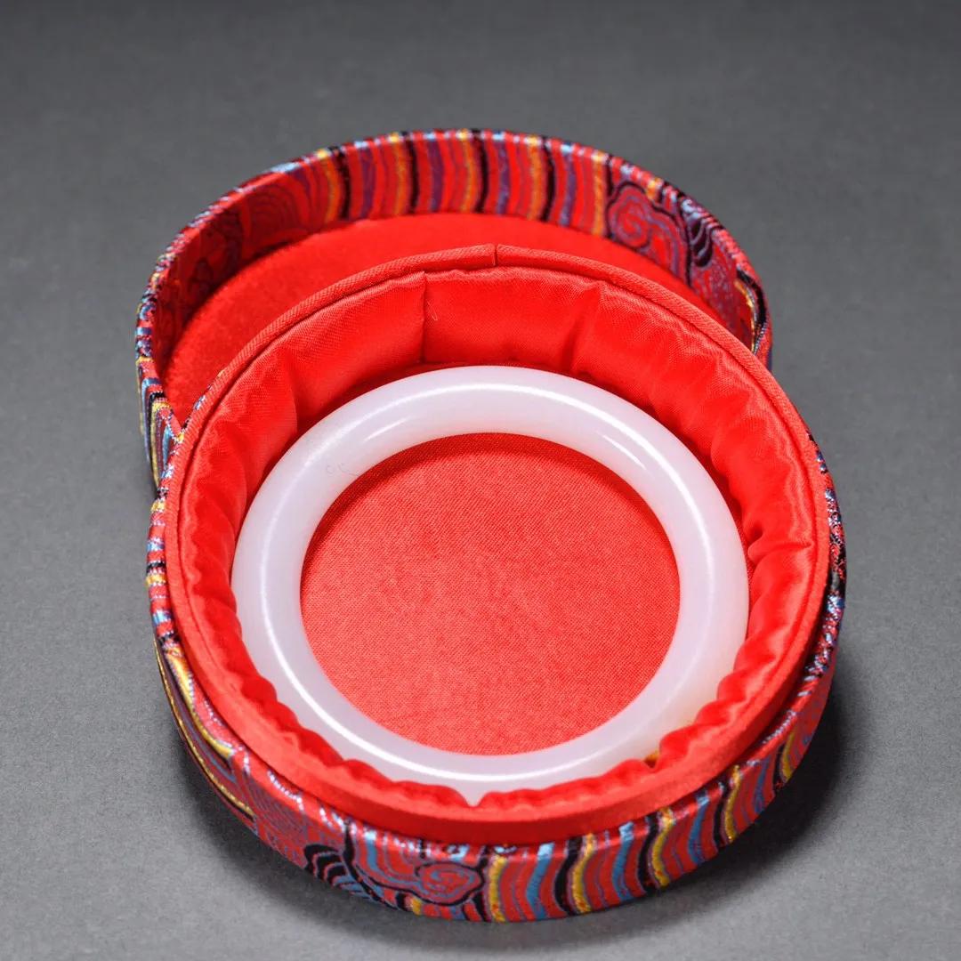 Xinjiang Hetian jade round strip plain noodles bracelet. The inner ...