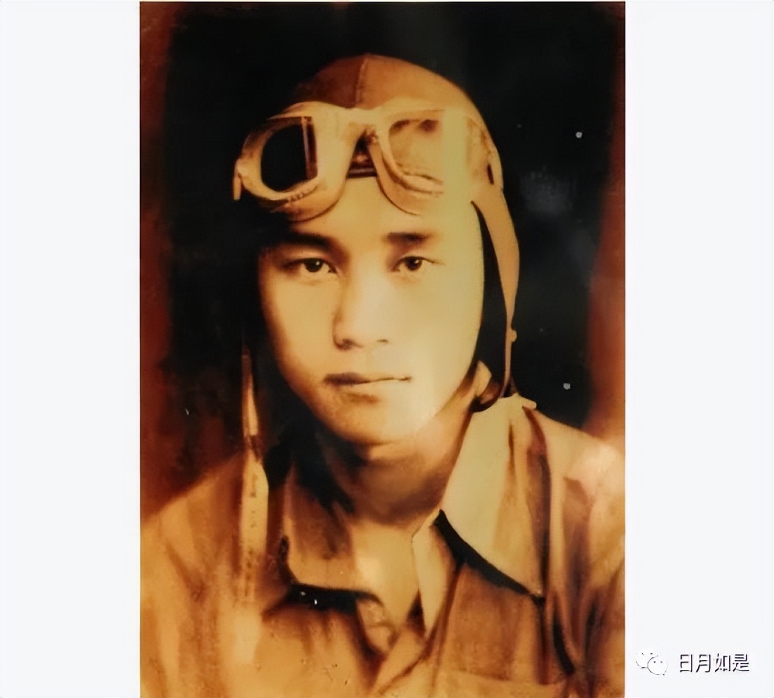 The first generation of fighter pilots, only half a year from ...