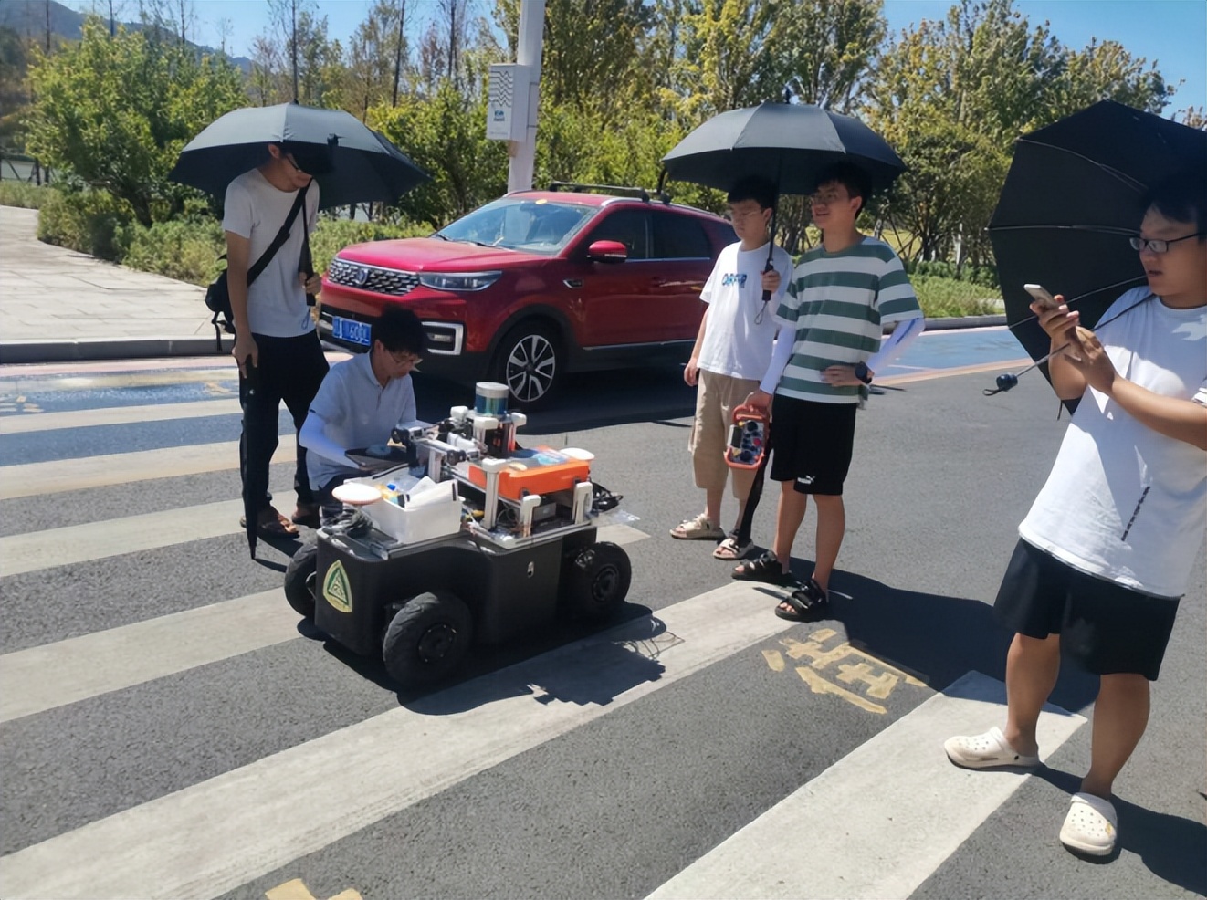 Heavy Mail Team: Fighting the Functional Unmanned Vehicle Challenge ...