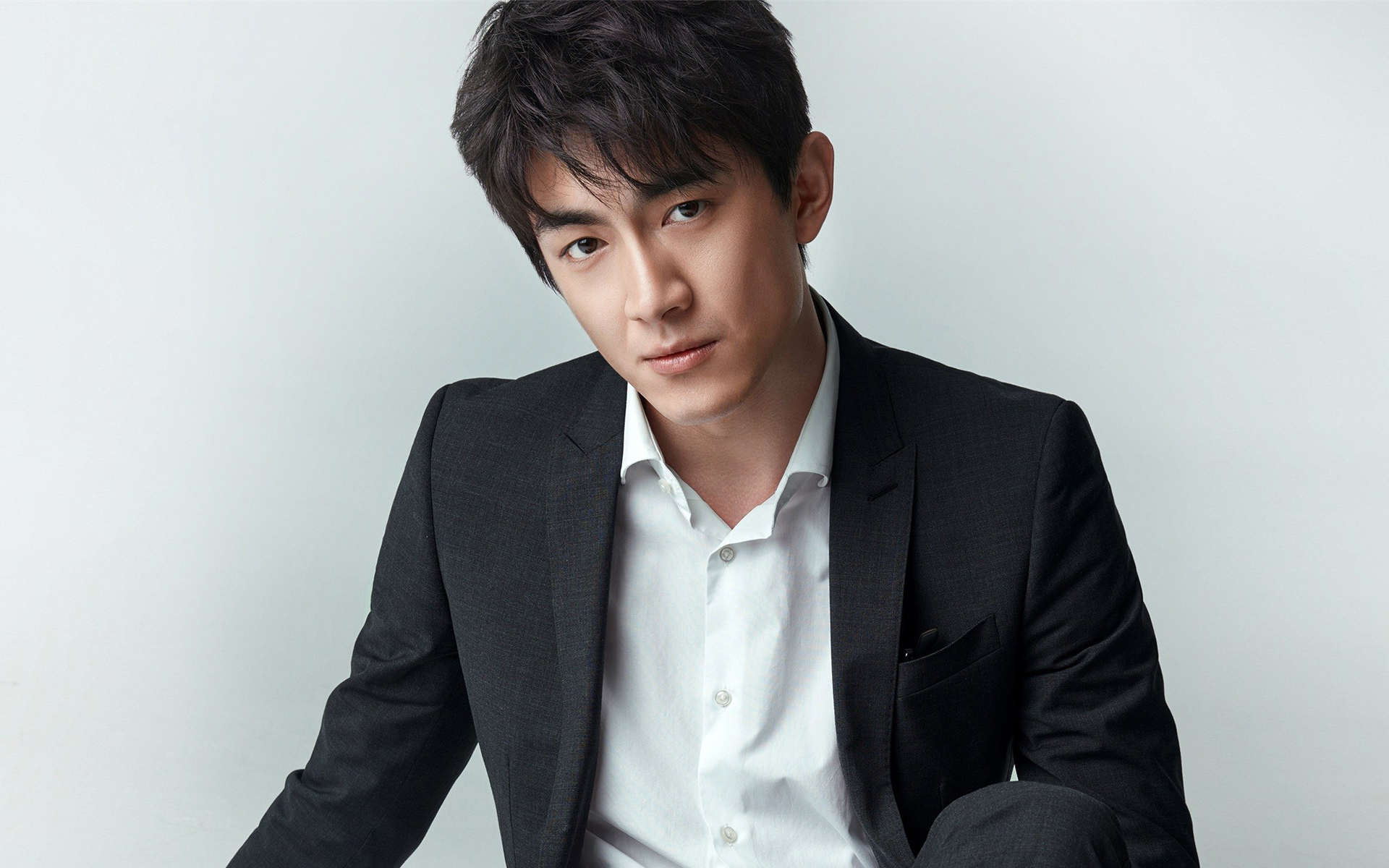 Entertainment breaking news: Wang Yibo, Zhao Liying, Bai Jingting, Ouyang Nana, Lin Gengxin ...