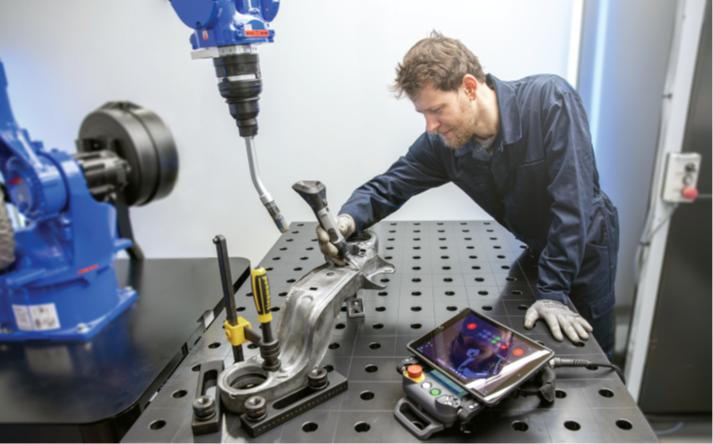 The Road to Codeless Robot Programming - iNEWS