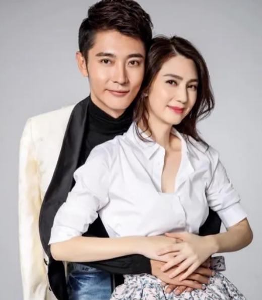 Hong Xin and Zhang Danfeng reunited and live broadcasted in the same frame, feeding barbecue and ...