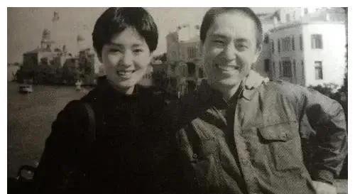 Why did Zhang Yimou, who is "invincible", get to where he is today? - iNEWS