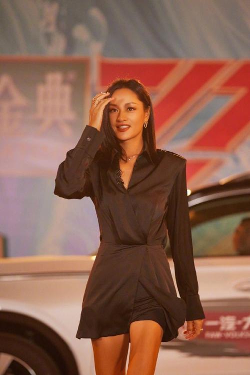 Qu Ying, the first generation of national model, is not only a ...