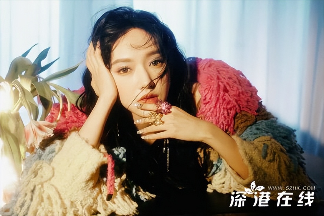Cheng Xiao's latest solo single "Imagine" is on the line. Girls' love ...