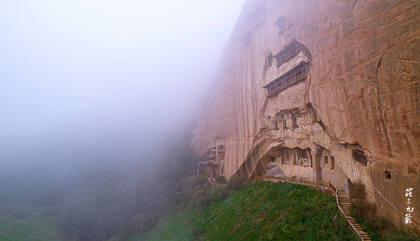The Thirty-Three Days Grottoes, a fairyland that keeps fat people out of Buddhism - iNEWS