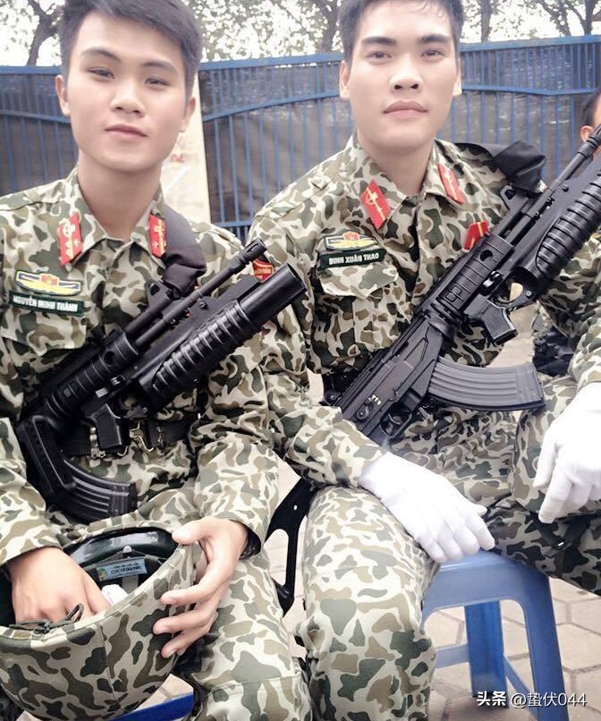 Vietnam's first gun-mounted grenade launcher op40lm - iNEWS