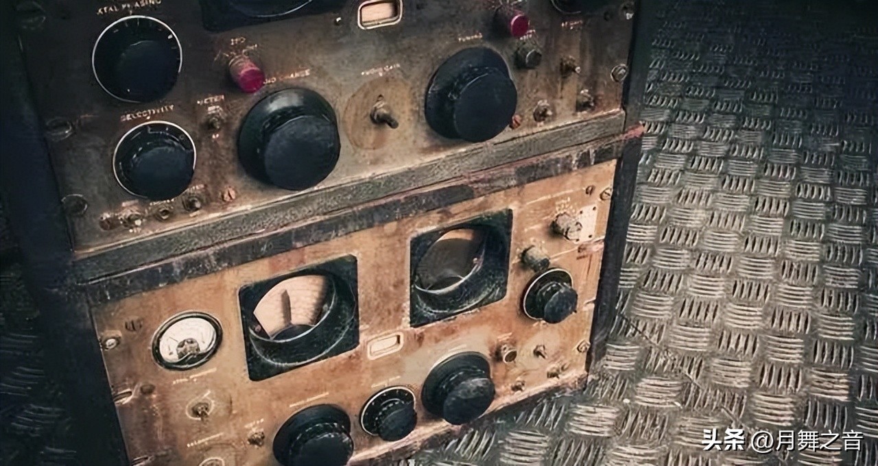 The meaning behind the signals sent by Russia's "mysterious radio ...