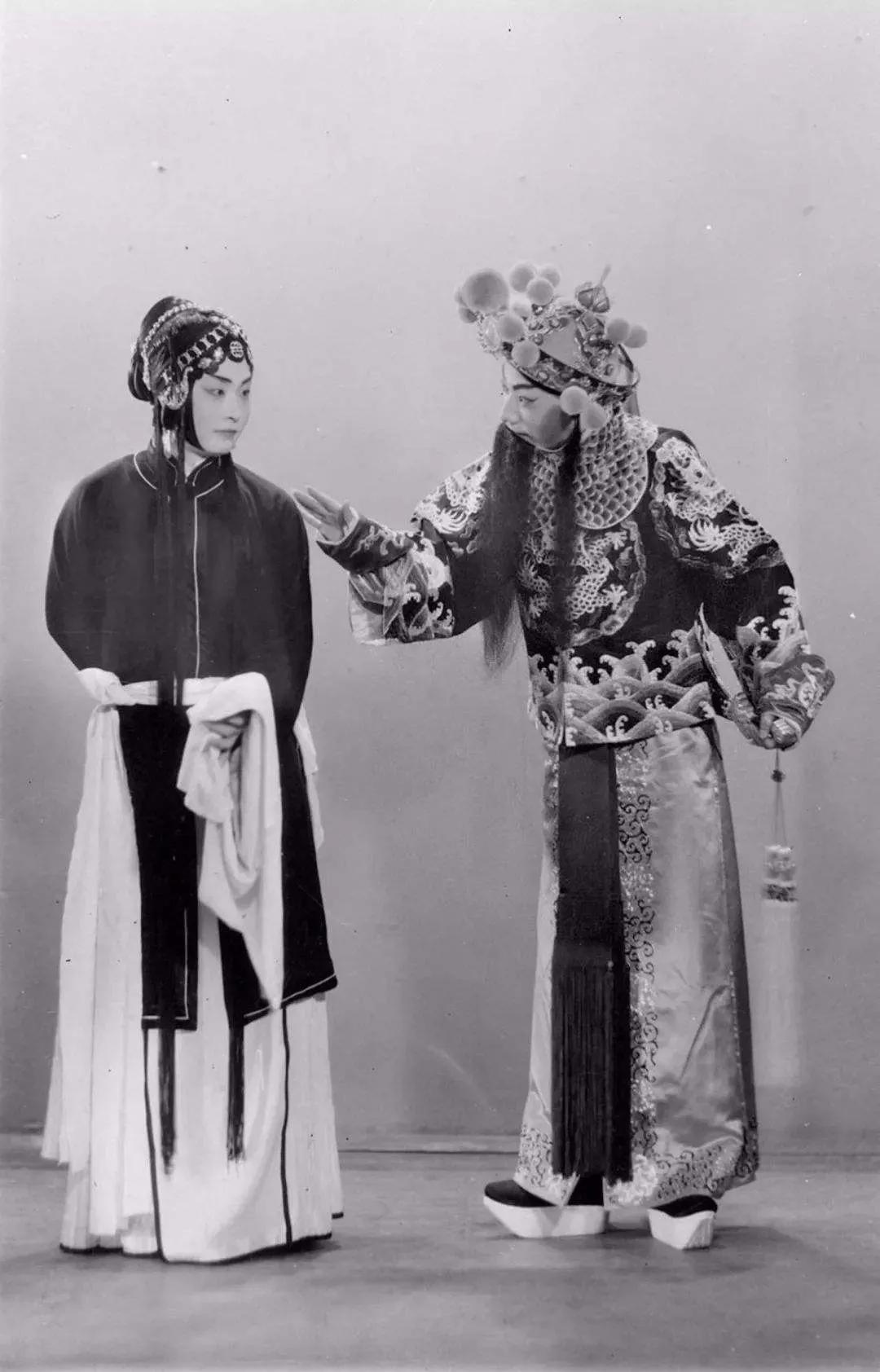 Xin Yanqiu, a famous Peking Opera artist, had a bumpy life and was not ...