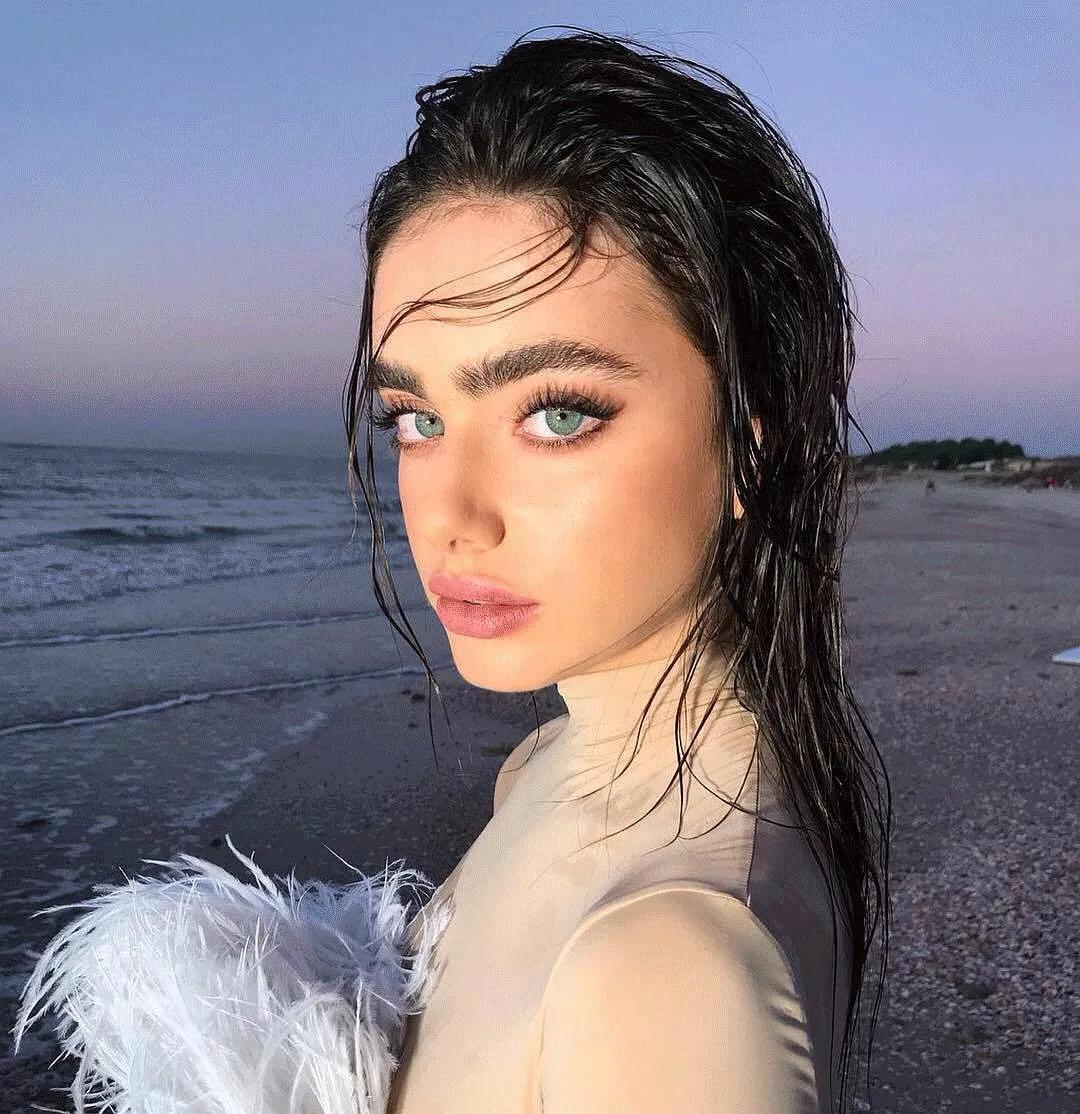 Israeli supermodel - Yale Shelby - iNEWS