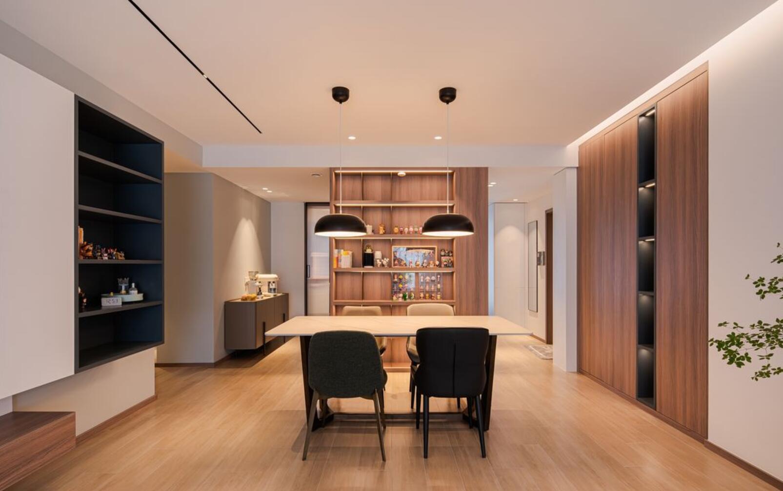 After seeing her new 85-square-meter home, I realized what "the bigger ...