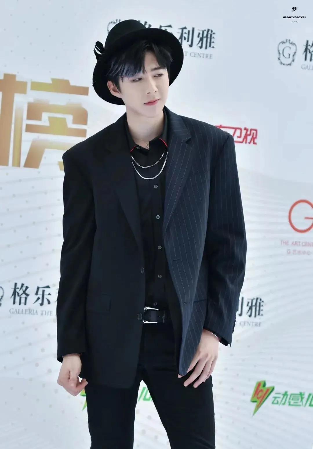 The fashion circle is too snob!The actor couldn't borrow clothes before ...