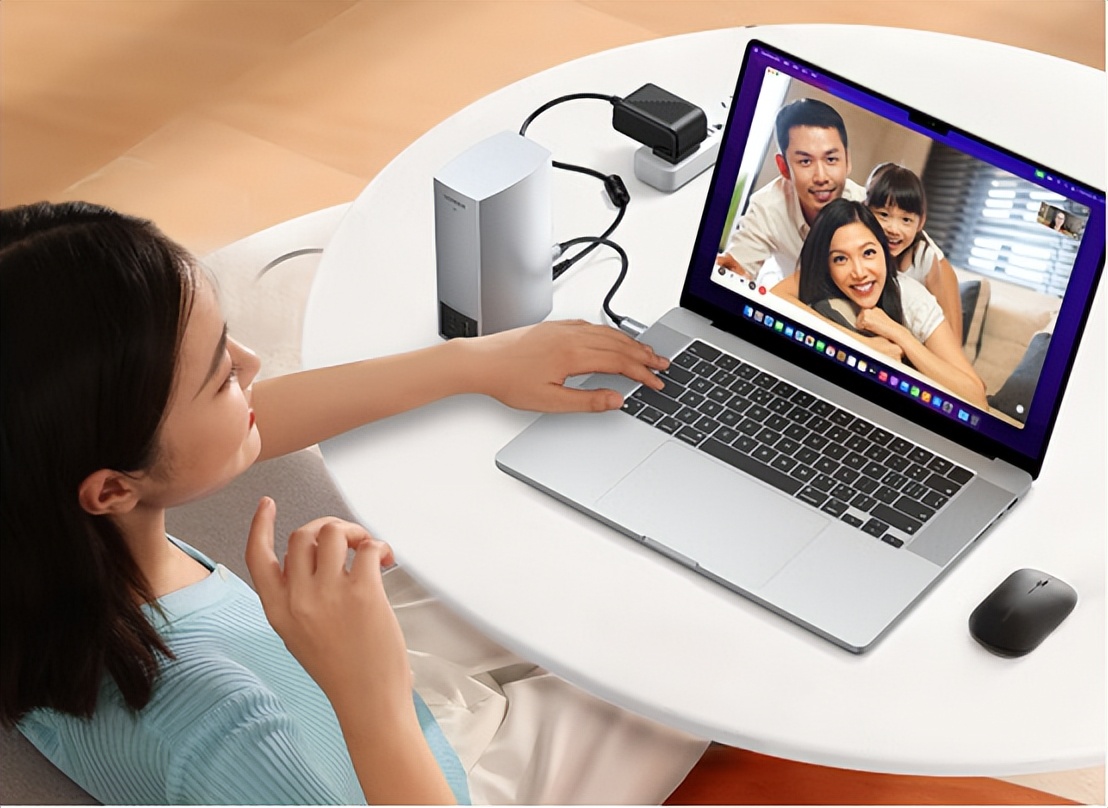 How many types of docking stations are there? How to choose according ...