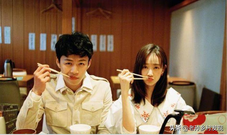 Li Yitong recorded the "running man" tooth collapse, and she used 502 ...