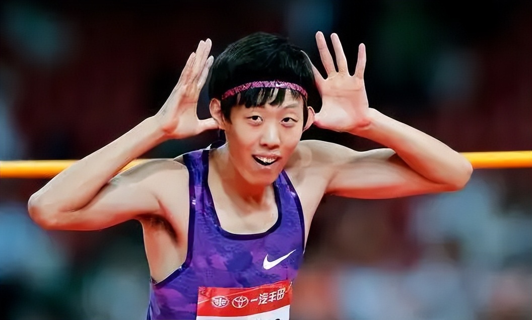 Banner steals the spotlight!Zhang Guowei does not rest during the ...