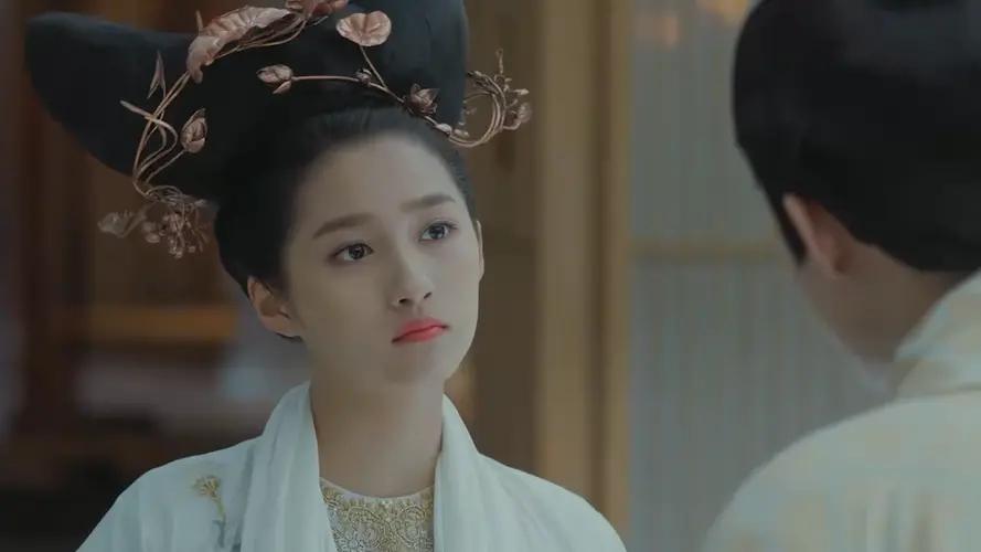 This emperor is too licentious, not only ambiguous with his own sister ...