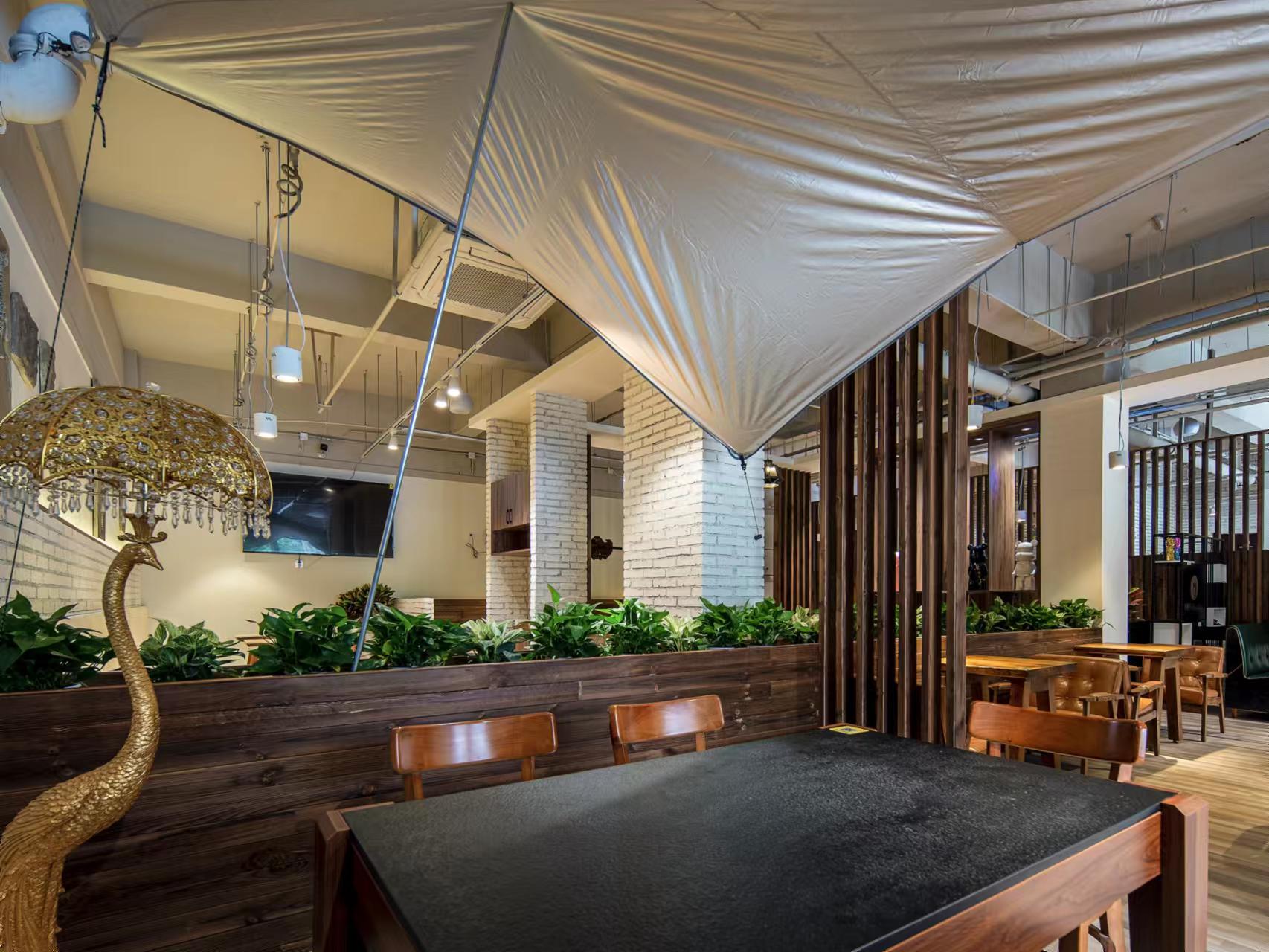 Wooden box dining bar - iNEWS