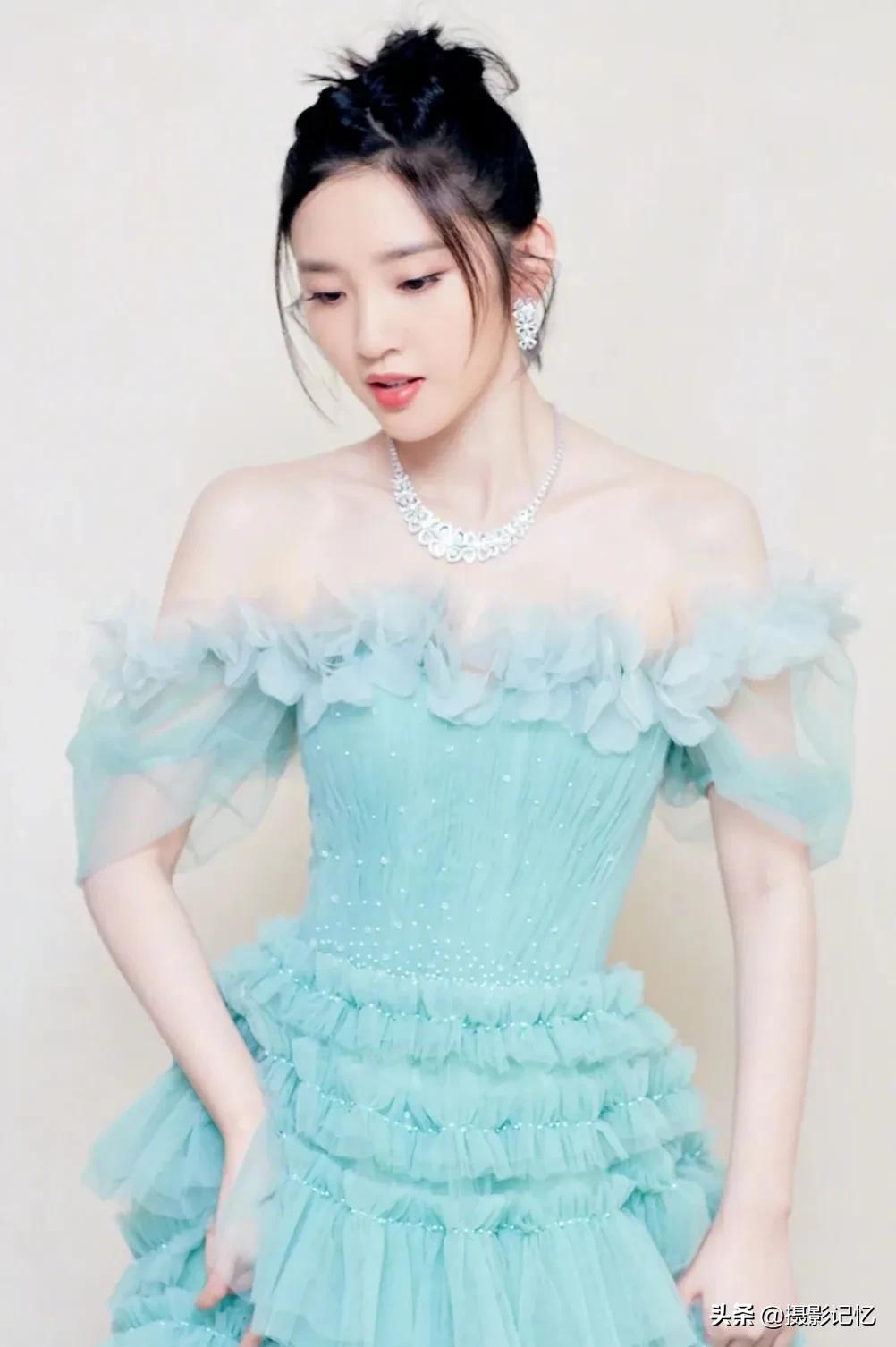 Tang Yixin: Beautiful appearance, straightforward personality - iNEWS