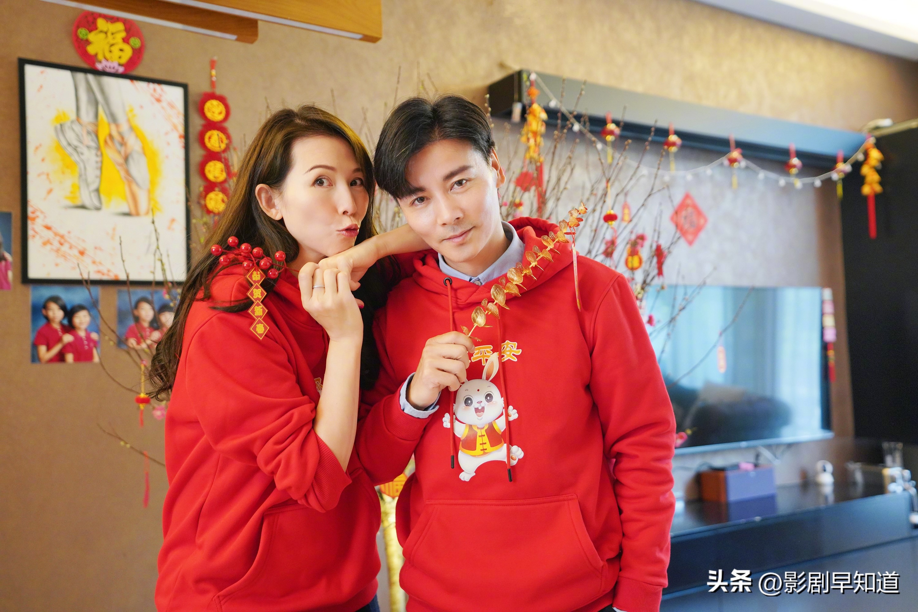 "Water Moon Cave Sky" Tong Zhan retired from the circle and returned to ...