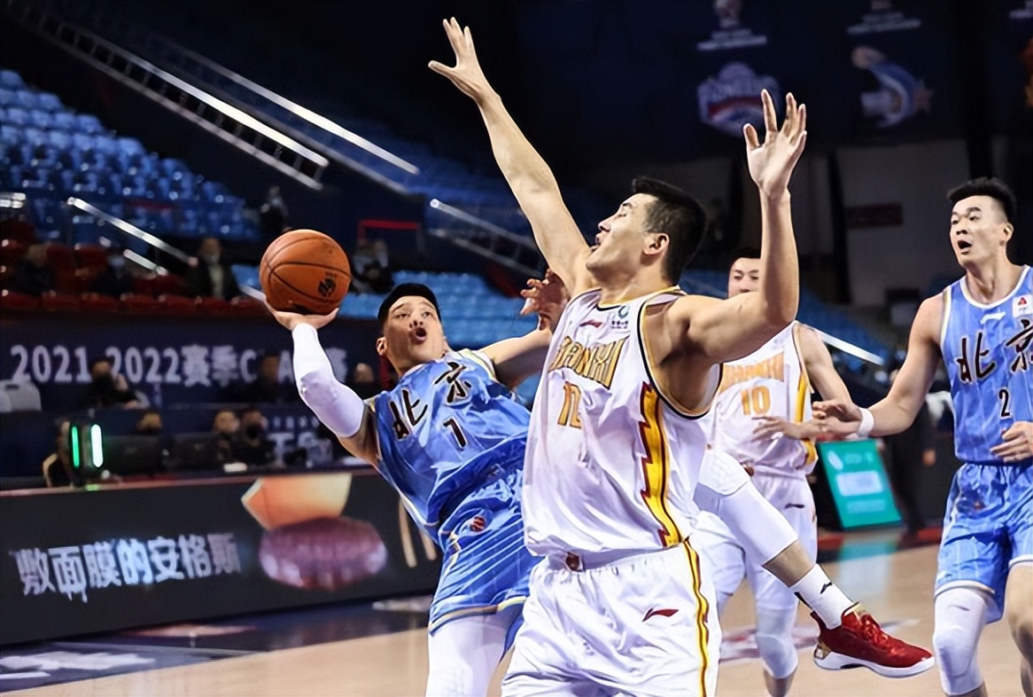 Big news! Chang Lin's amazing performance in the playoffs, the veteran shines in the audience ...