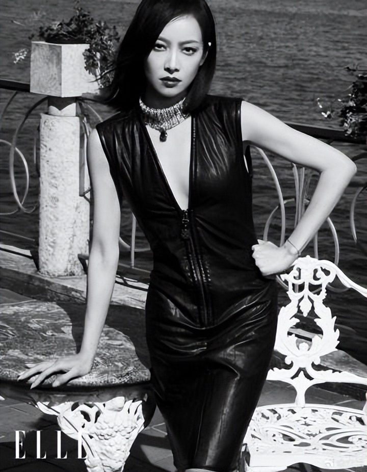 Sexy and atmospheric! Song Qian's latest photo is coming - iMedia
