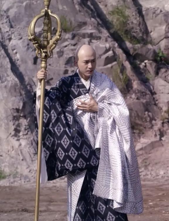 The changes of the images of Fa Hai and Xu Xian in the drama "Green ...