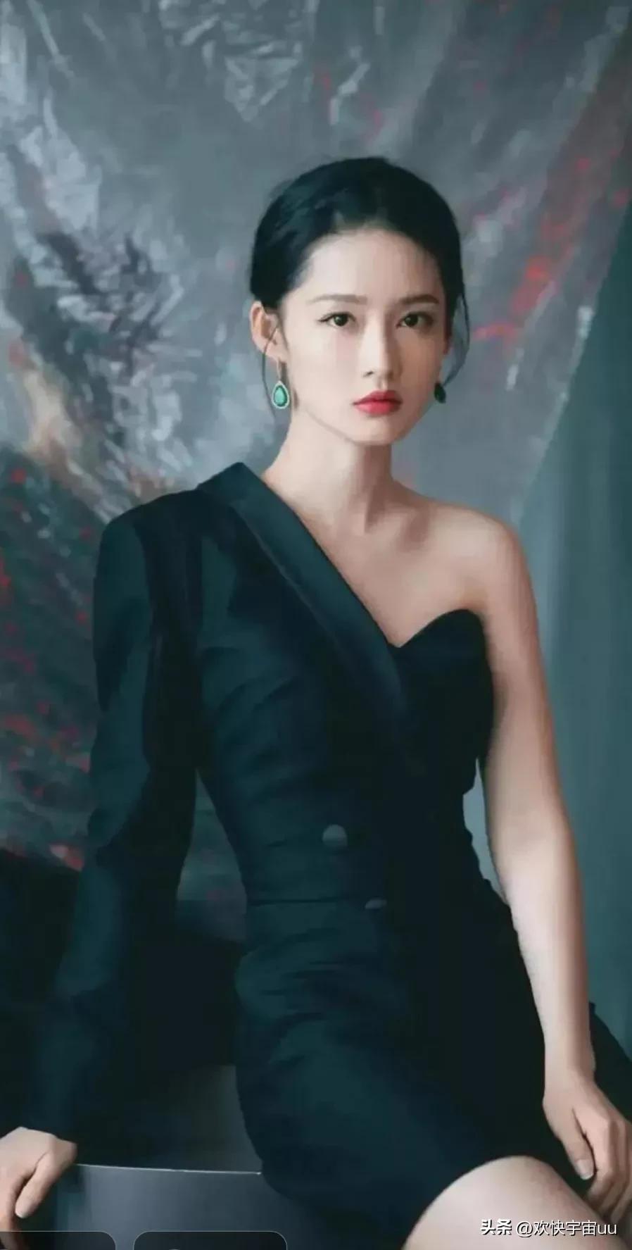 Star beauty - Li Qin (1) - iNEWS