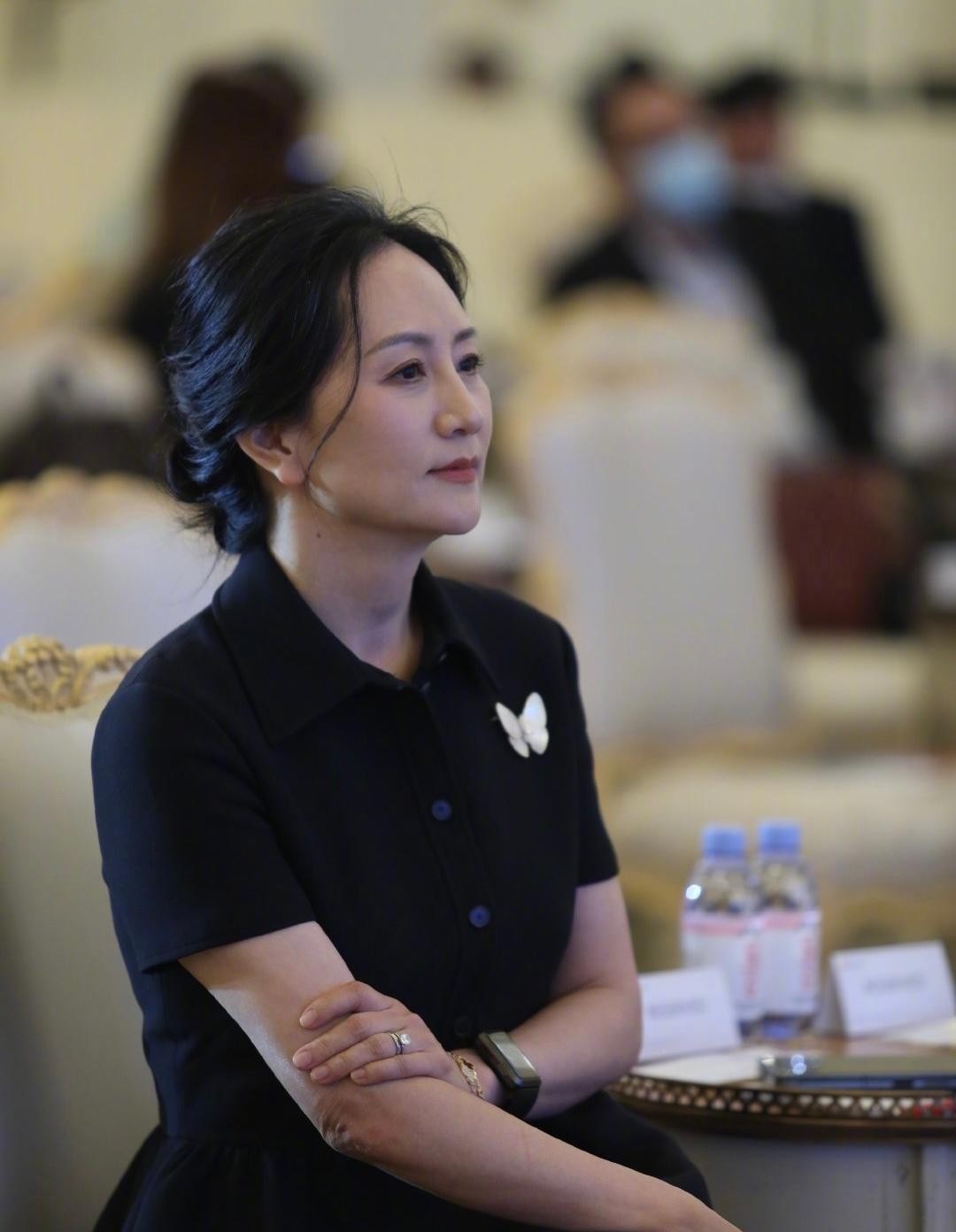 Meng Wanzhou appeared at Huawei's press conference for the first time ...