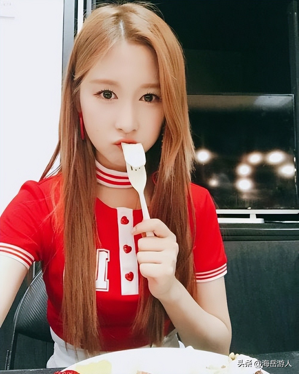 Da Young: Cosmic Girls' Leading Charm and Multiple Identities - iMedia