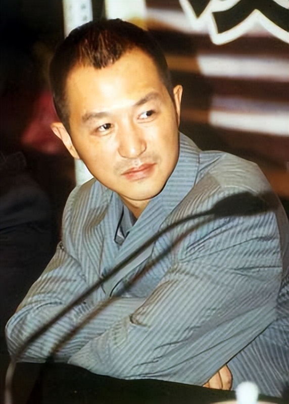 Gao Feng, who became popular with "Great China", died at the age of 34 ...
