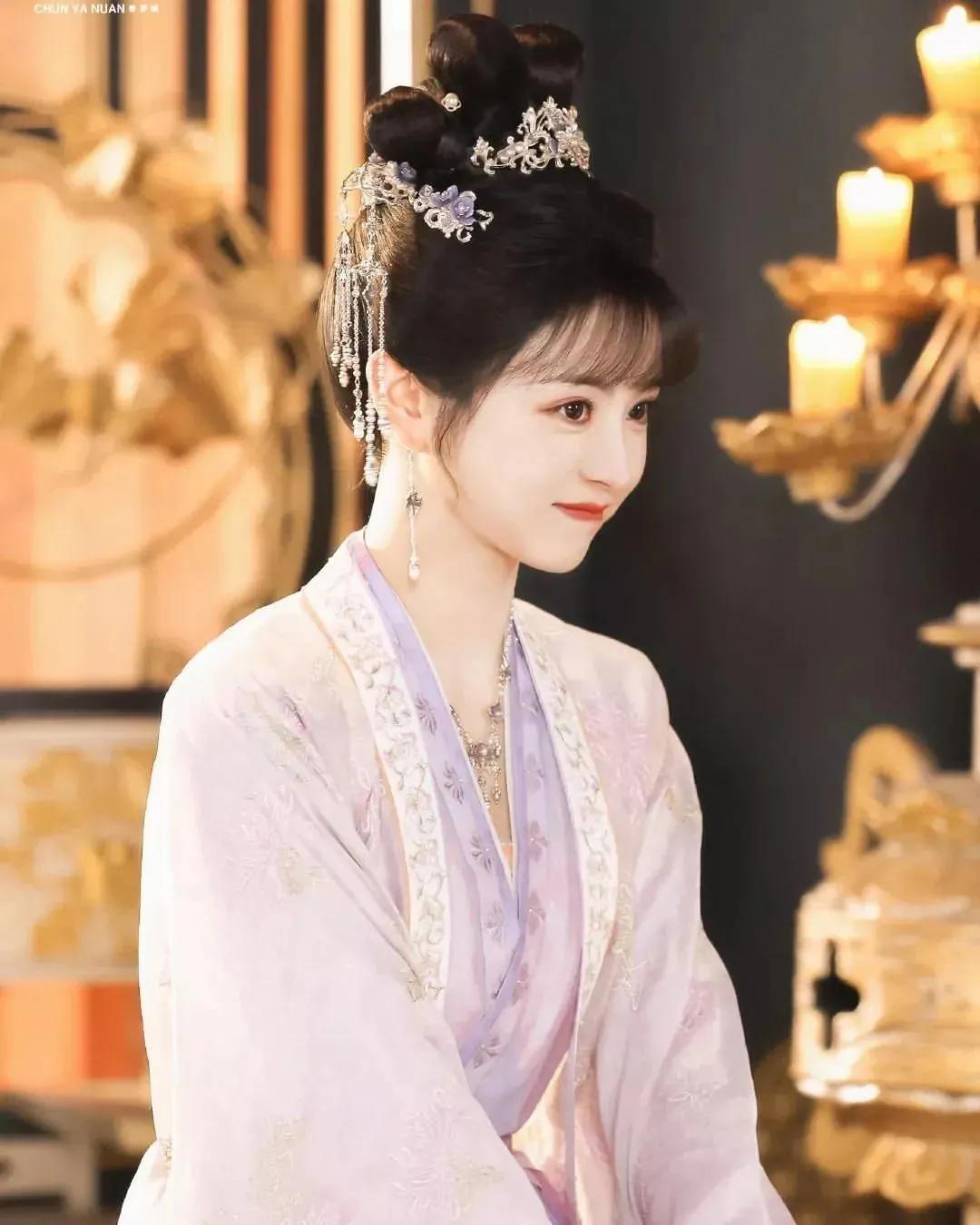 Female stars are the most beautiful in ancient costumes, Yang Zi's face ...