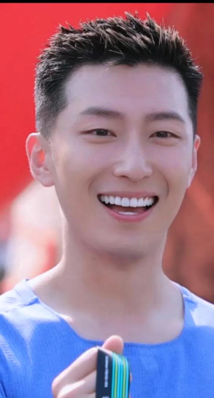 The big boy who is warmer than the sun - Dou Xiao - iMedia