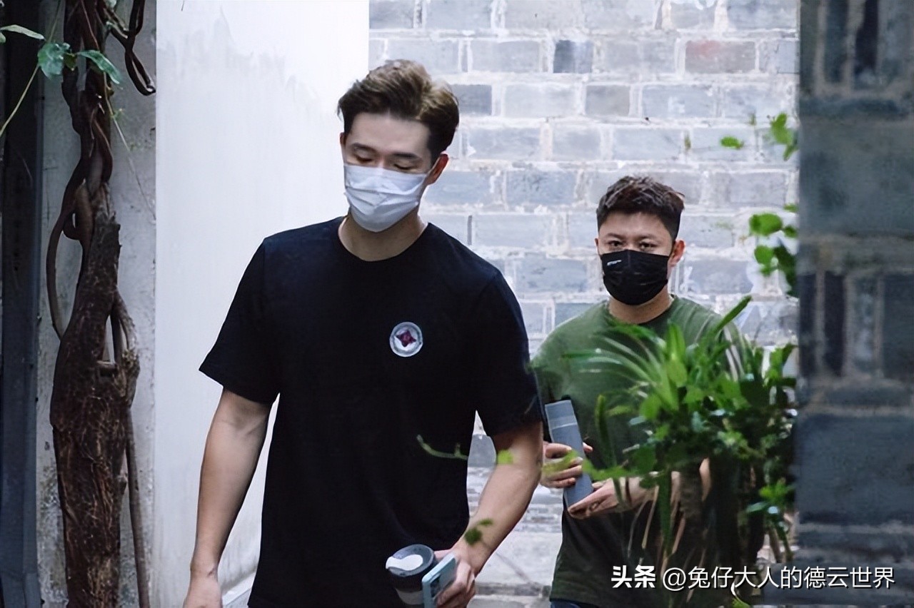 Xie Jin, the master of Deyun Club, posted a post in the early morning ...