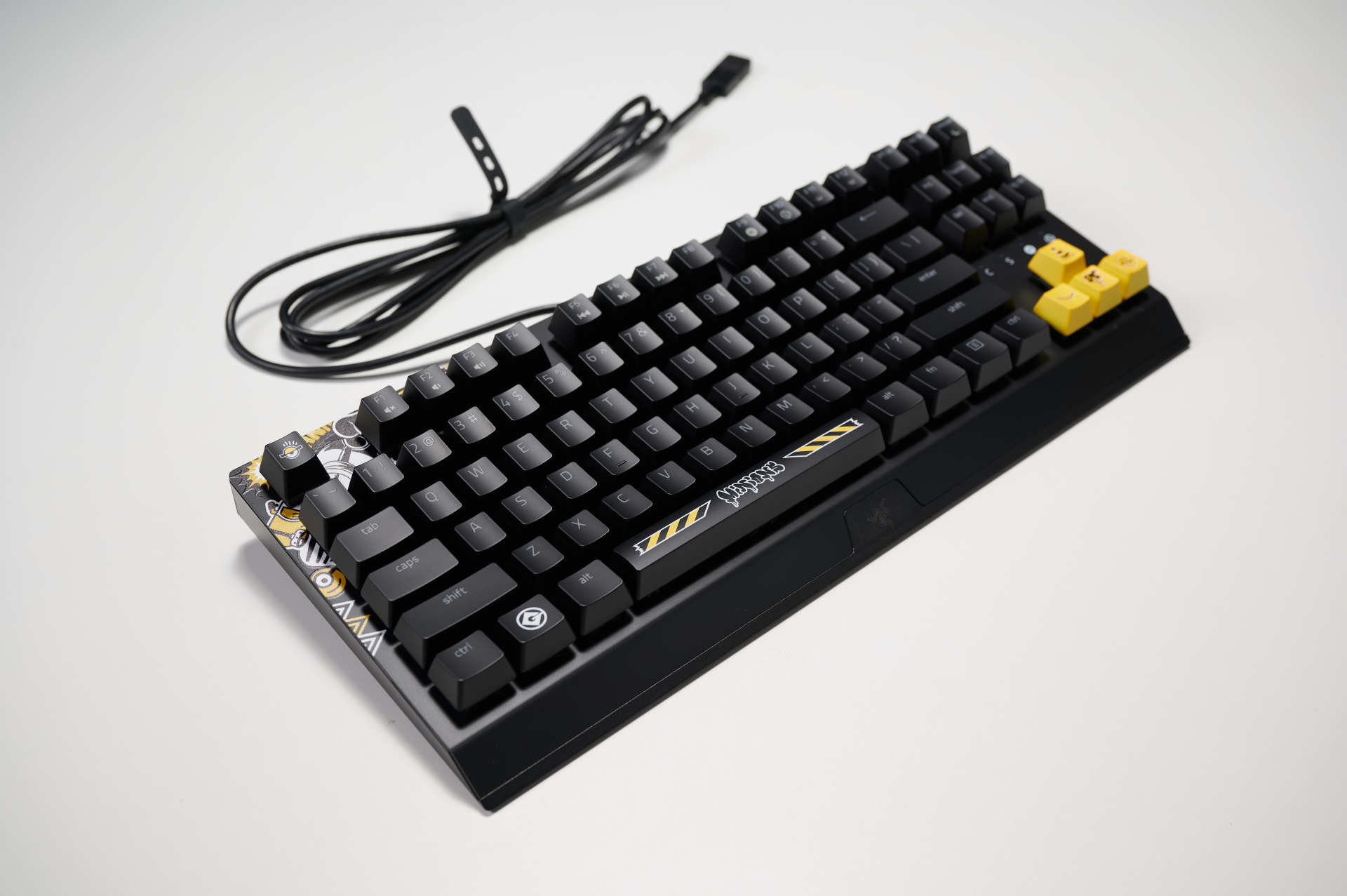 Handsome, cute, cool and cute, Razer x Minions co-branded suit - iNEWS