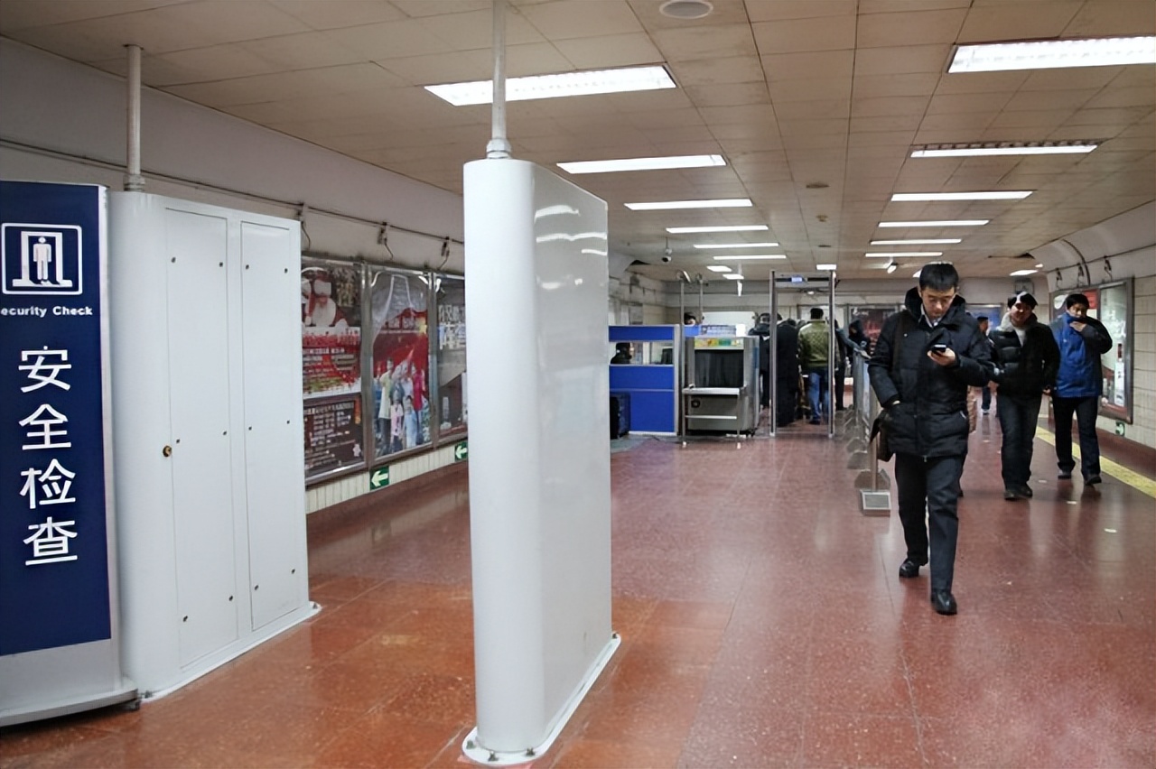 Why does China have to go through security checks when entering and ...