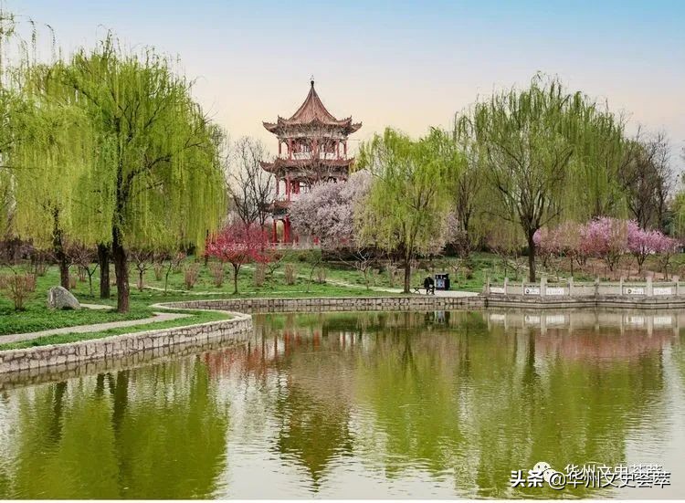 Spring is full of gardens and can't be closed, and hundreds of flowers ...